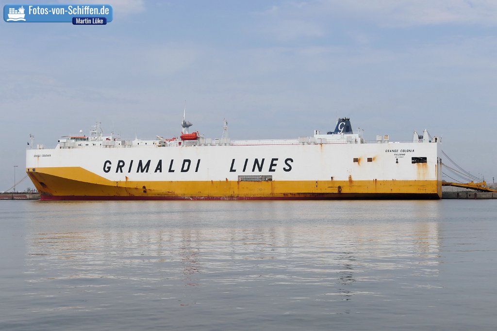 Autotransporter - Grimaldi Lines